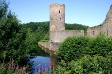 Morbach im Hunsrück lockt Wanderer mit Burgen, Mühlen und Museen ...